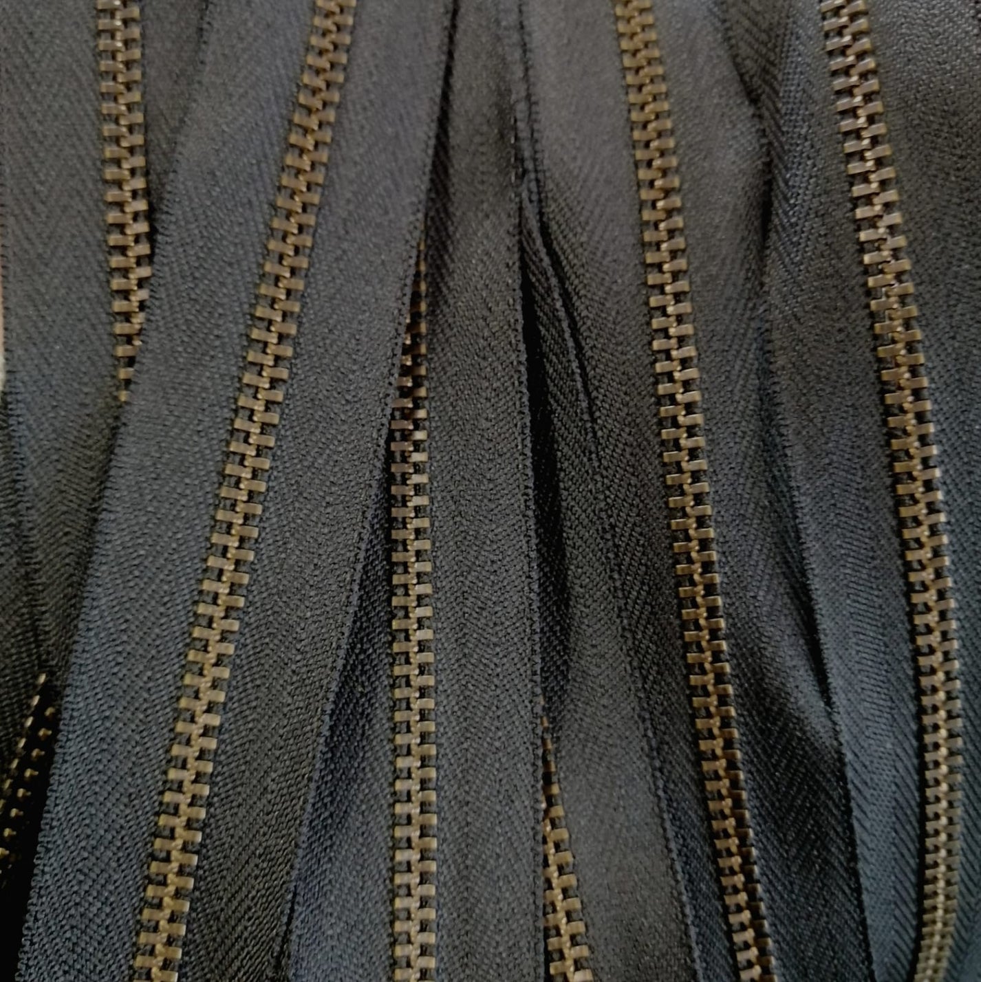 YKK Antique Brass Zip Chain - (Various Sizes & Colours) – DMLeatherworx ...